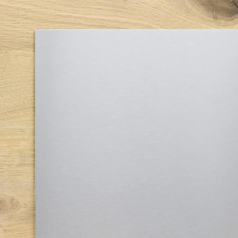 RVS plaat op maat – Geborsteld rvs – 0.8-3mm dikte – rvs-achterwand.nl